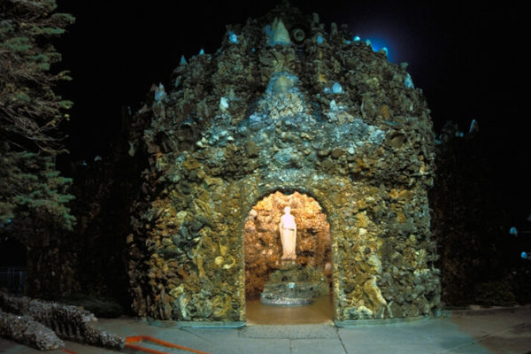 Photos The Shrine Of The Grotto Of The Redemption West Bend Iowa